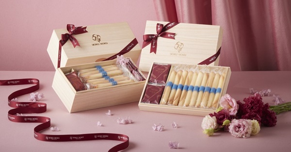 林志玲和AKIRA結婚五周年了！東京頂級甜點伴手禮YOKU MOKU推出木婚紀念版，還邀姊夫來台南三越剪綵｜Mombaby 媽媽寶寶懷孕生活網